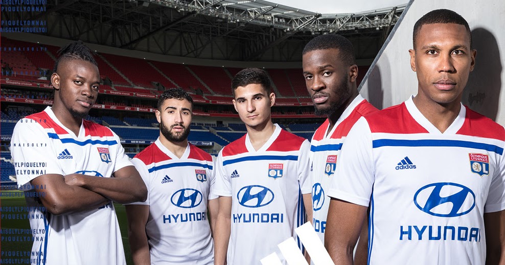 Nouveau maillot foot Lyon personnalisé 2018 2019