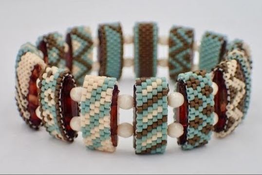 Even and Odd Count Peyote Stitch Bracelet Tutorials with Carrier Beads ...