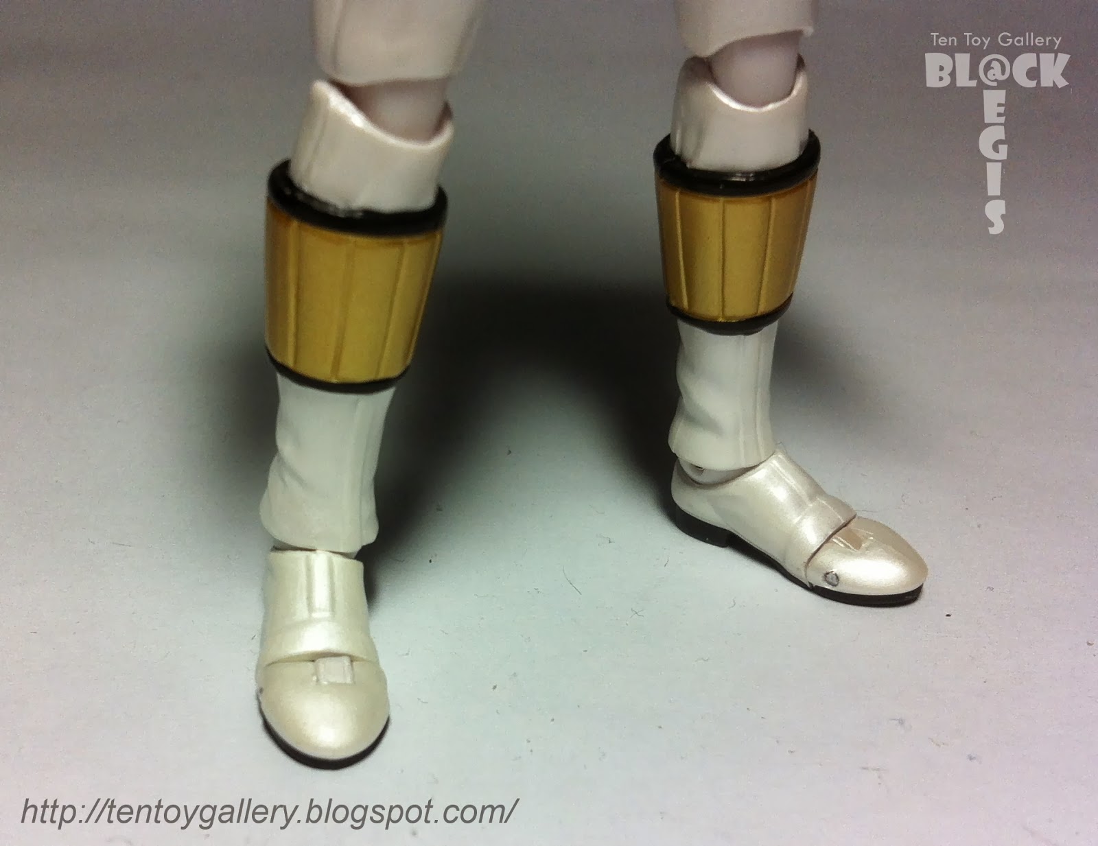 Ten Toy Gallery: Review: S.H.Figuarts Kiba Ranger