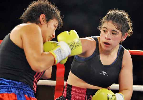 Boxeadoras Argentinas: La Guapa Gómez no dejó dudas en Rincón de los Sauces