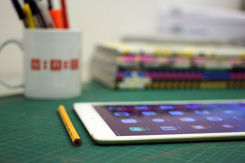 ¿TABLETS, PORTÁTILES O LIBROS DE TEXTO? | efepeando