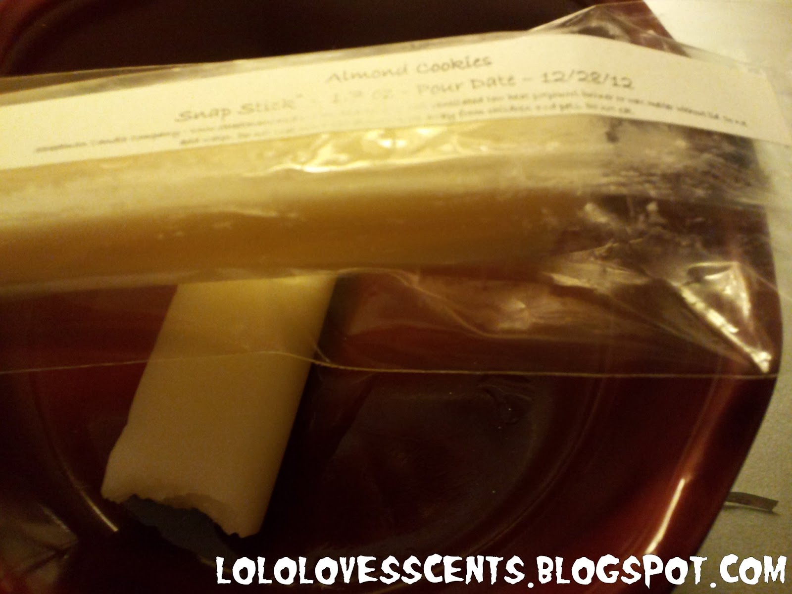 Lolo Loves Scents: Review: Streetman Candle Company's Almond Cookie