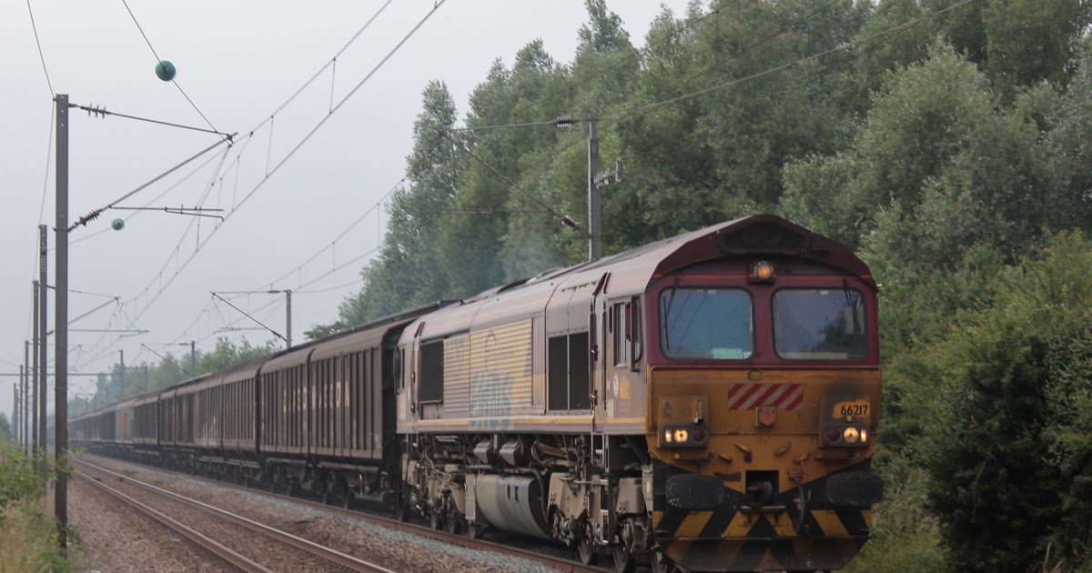 LA PASSION DU TRAIN: Pullman " PERSEUS " en queue d'un Fret Calais ...