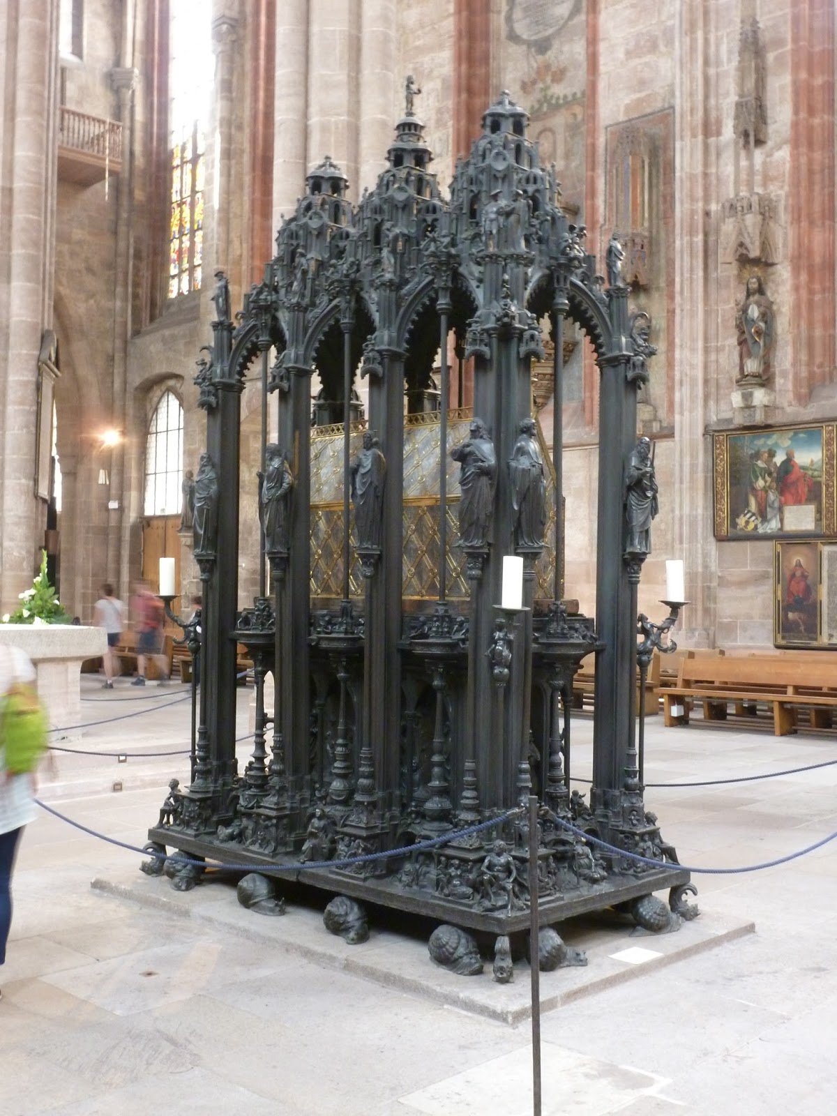 Counterlight's Peculiars: Sankt Sebaldus and Peter Vischer the Elder