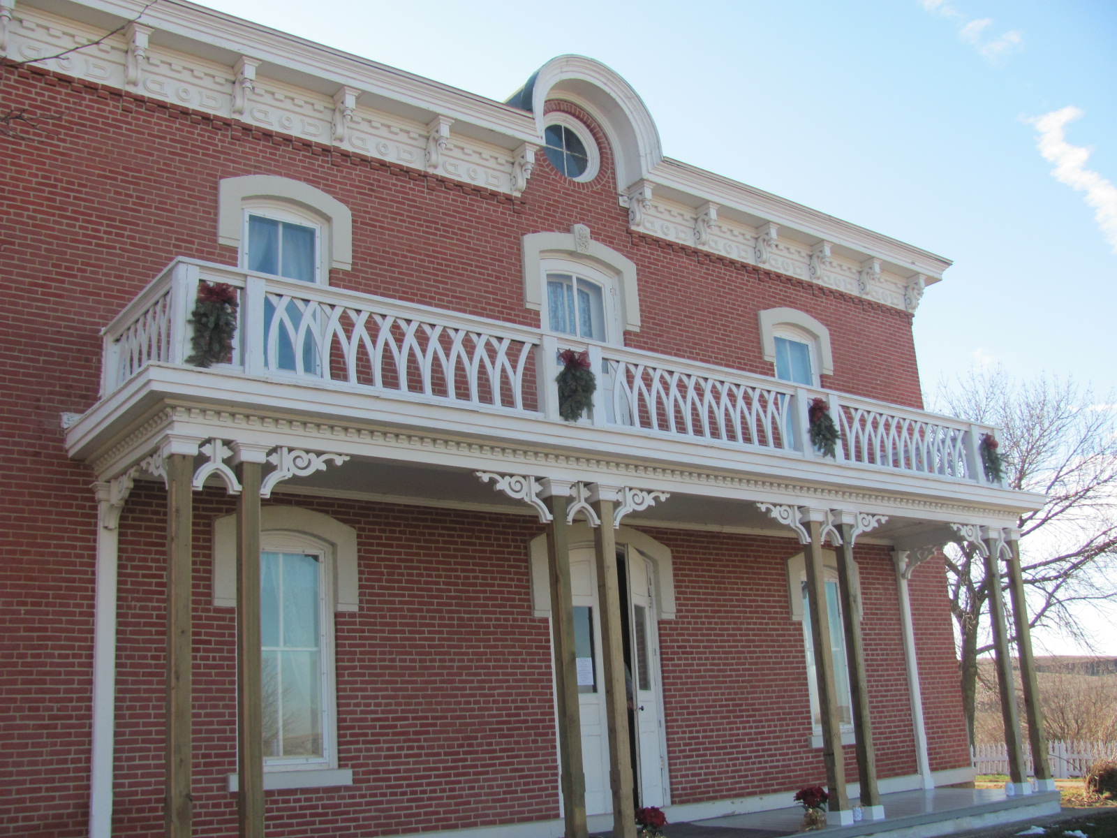 Coleen's Corner: More of the Dow House & Events