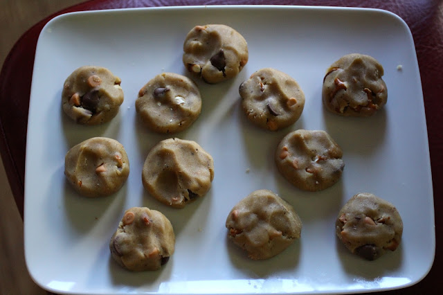 OMG! Cookies ~ Dozen Flours