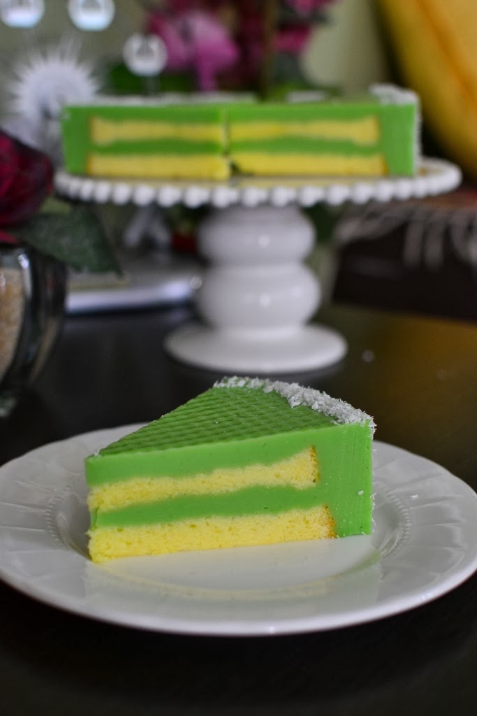 Through The Kitchen Door: Pandan Layer Cake