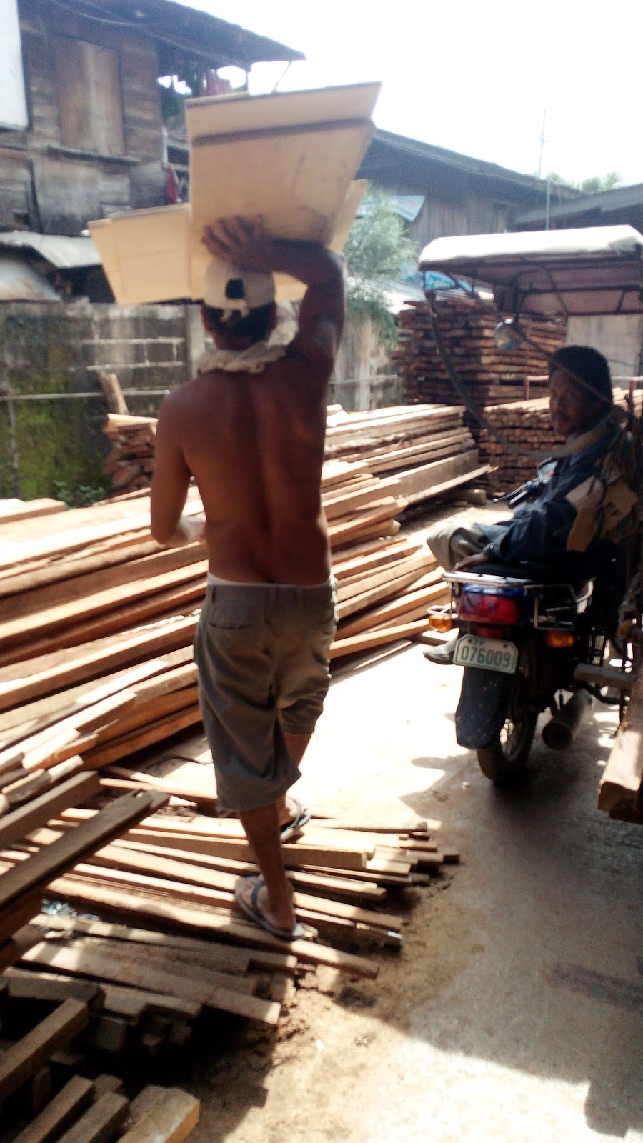 Where to get PLYWOOD cuttings? Retaso?