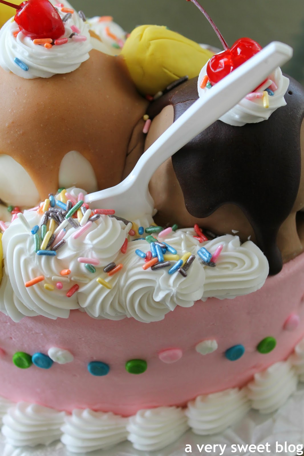 A Banana Split Cake & Birthday Cake Ice Cream | A Very Sweet Blog