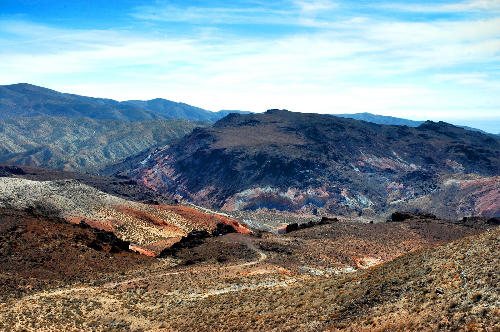 Mojave Desert Diary...: Mojave colors...