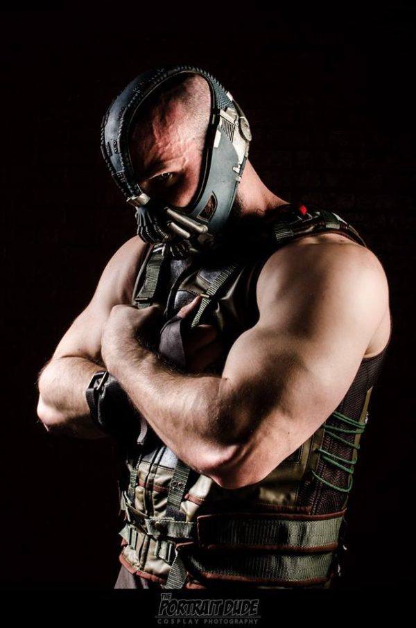 SUPERHÉROES DEL FUTURO PASADO: COSPLAY BANE