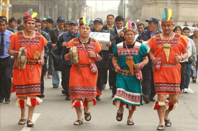 ¡Kachkaniraqmi!: Los antiguos "chasquis" del Imperio de los Incas ...