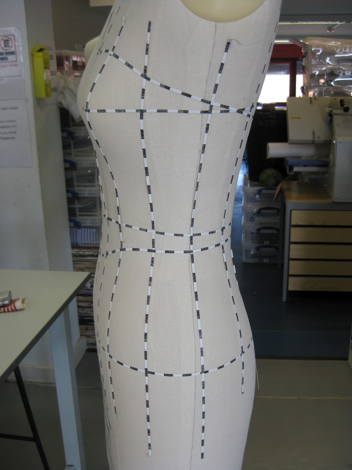 Belle Dame: The Silver Thimble: Creating the Bodice Pattern for ...