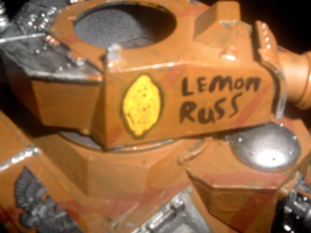 Lemon Russ ~ Espadas y Dados