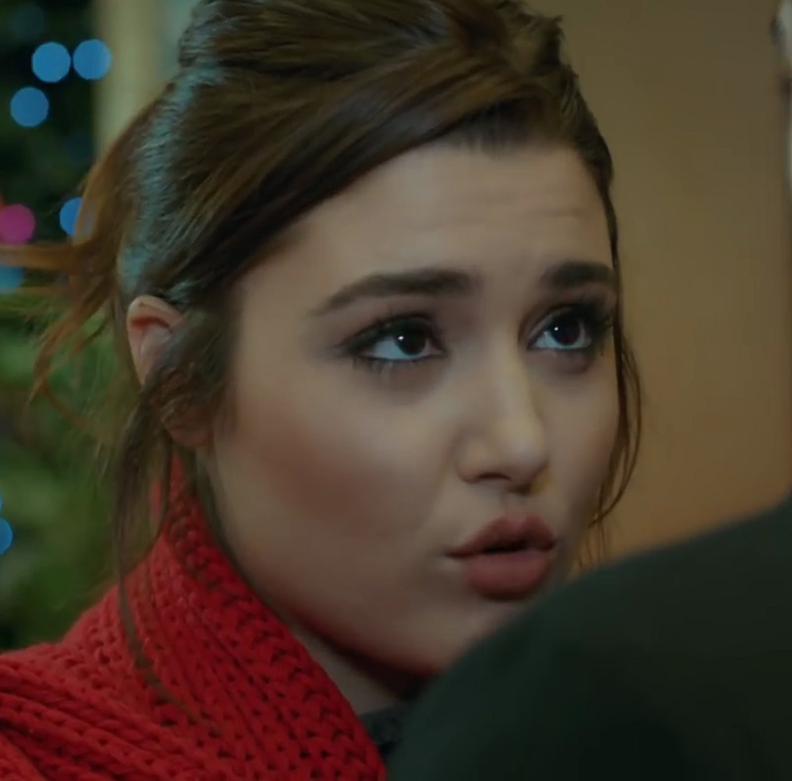 My TV Beauty: Miss Turkey Hande Ercel As Hayat Uzun In Turkish TV ...