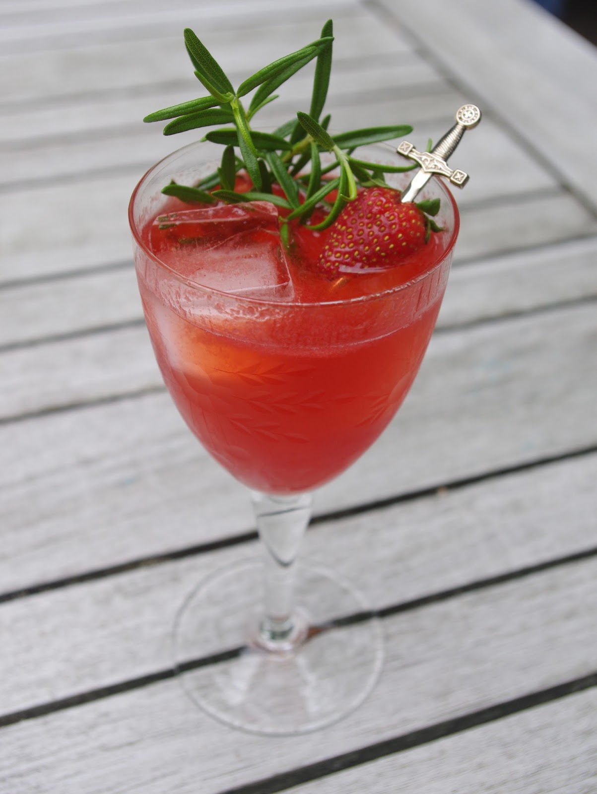 Strawberry - Rosemary Spritz