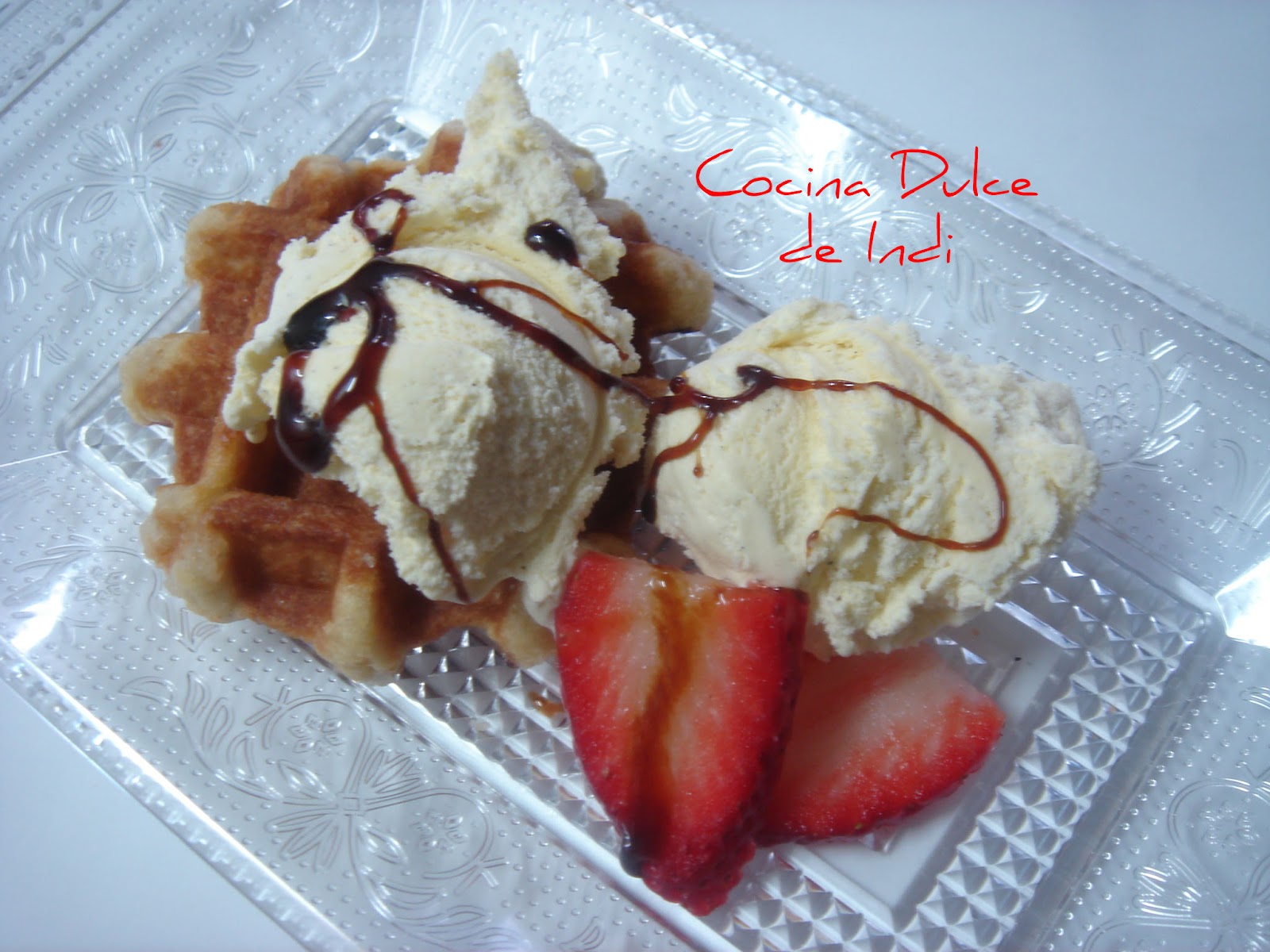 Cocina Dulce de Indi: GOFRES CON HELADO