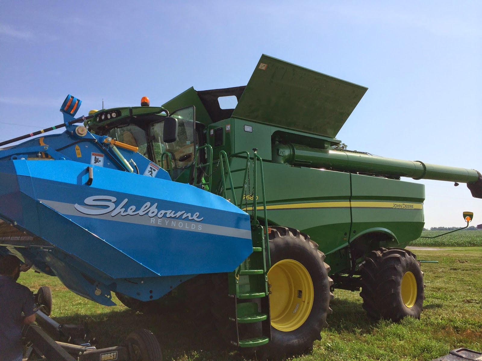 Jepson Family Farm: How Does a Combine Work? Grain Harvest Prep 2014.