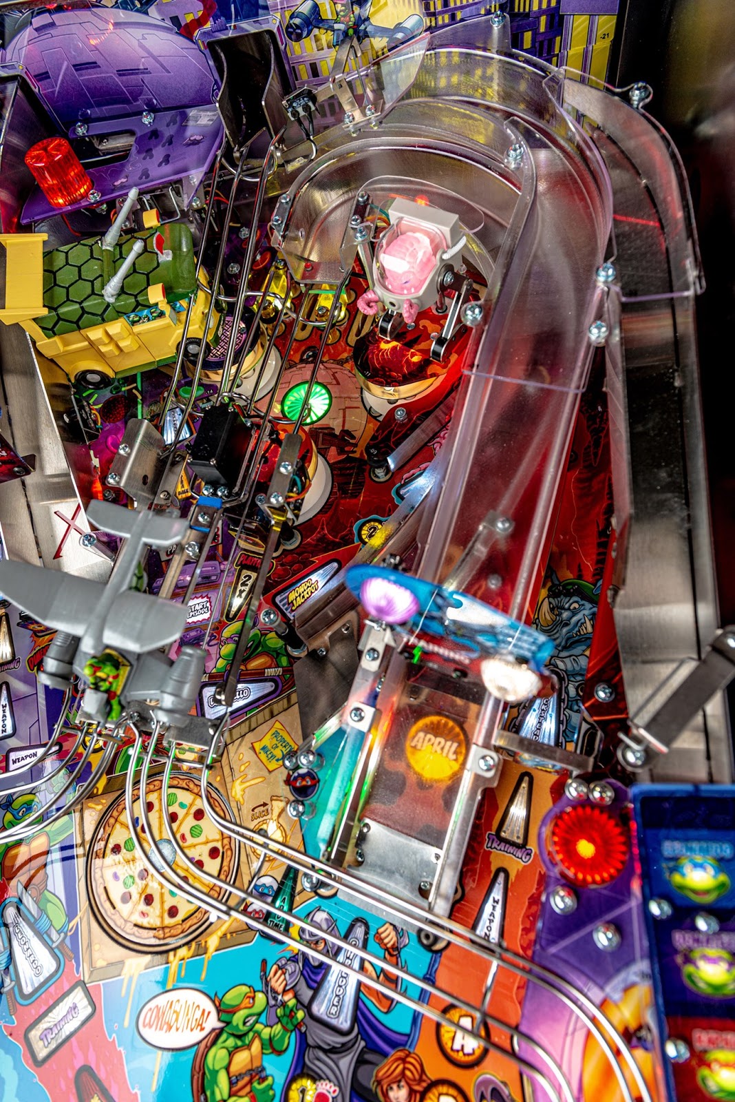 NickALive!: Stern Pinball Unveils New Teenage Mutant Ninja Turtles ...