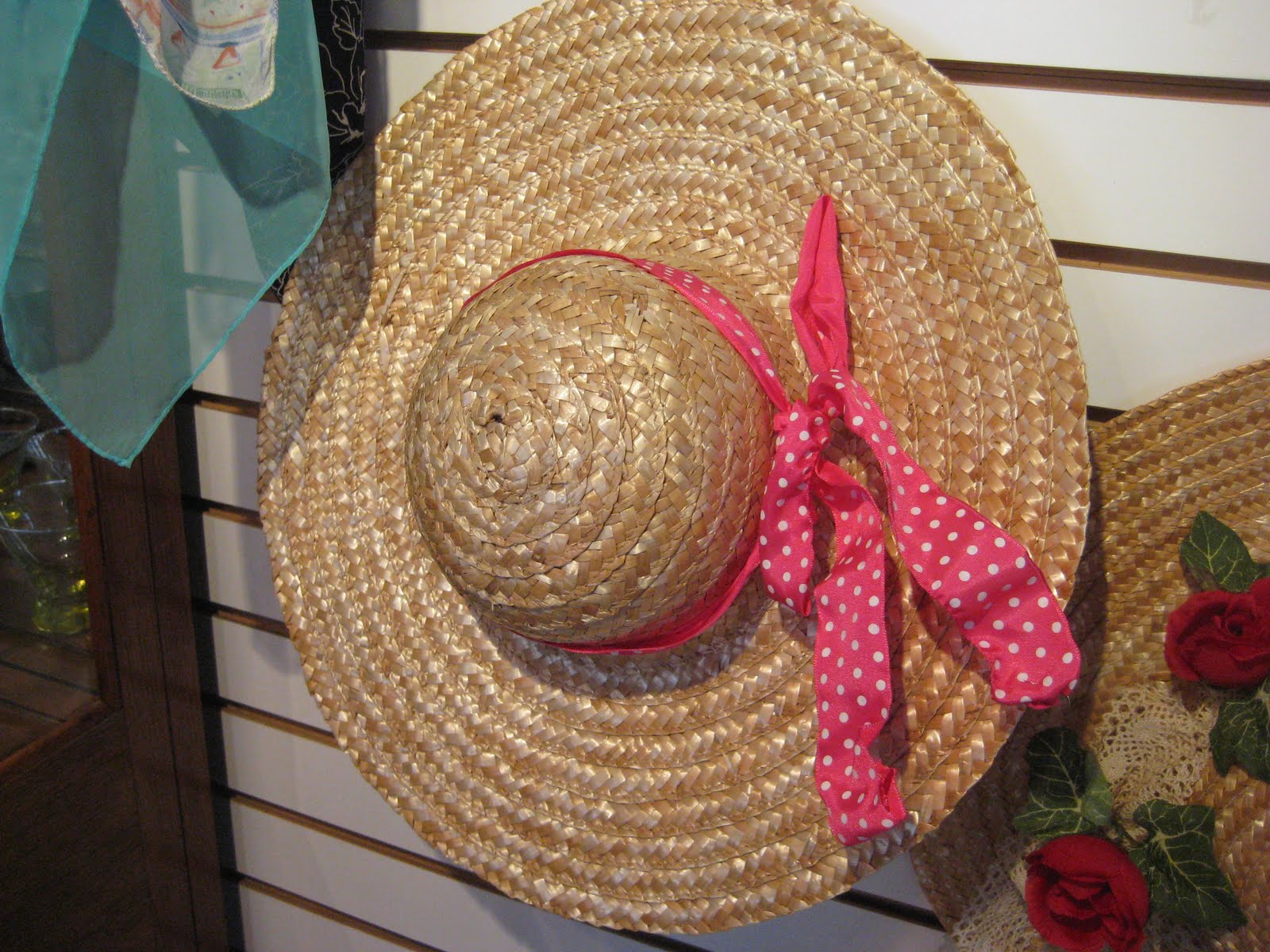 C. Dianne Zweig - Kitsch 'n Stuff: Charming Vintage Straw Hats At The ...