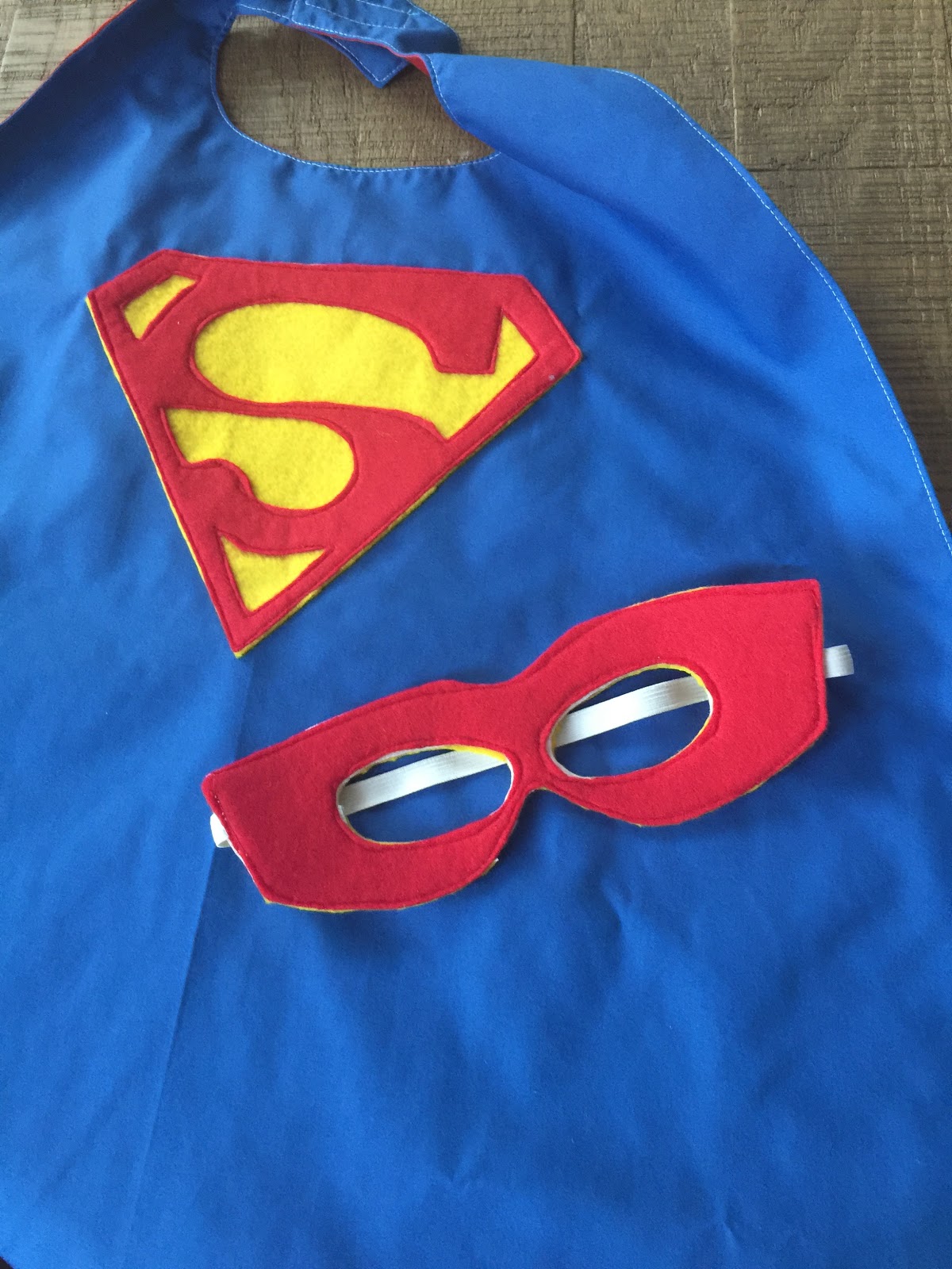 dream quilt create: Super Hero Cape and Mask Tutorials