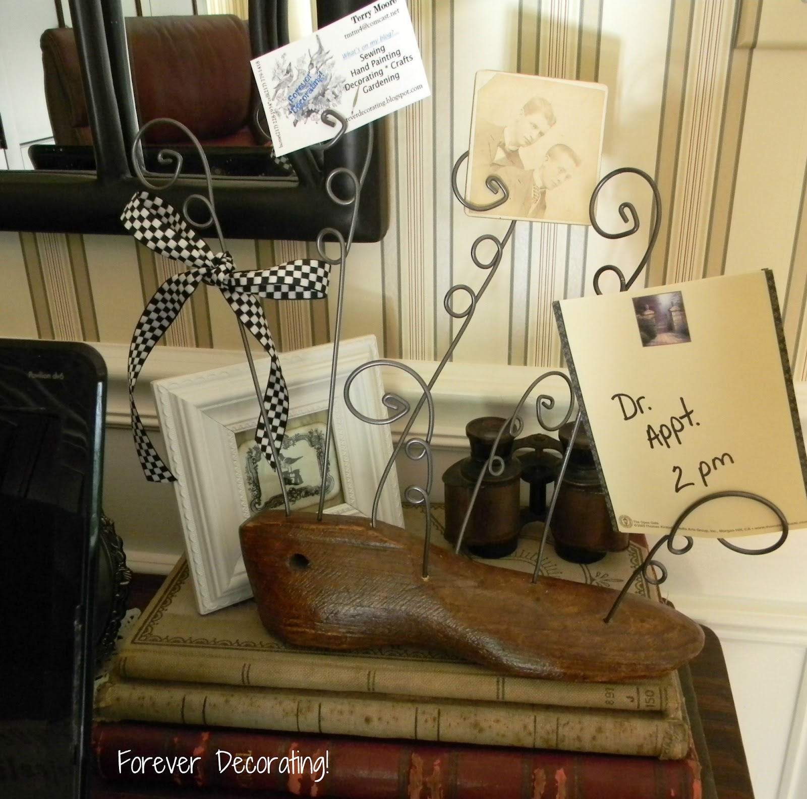 Forever Decorating!: ShoeTree