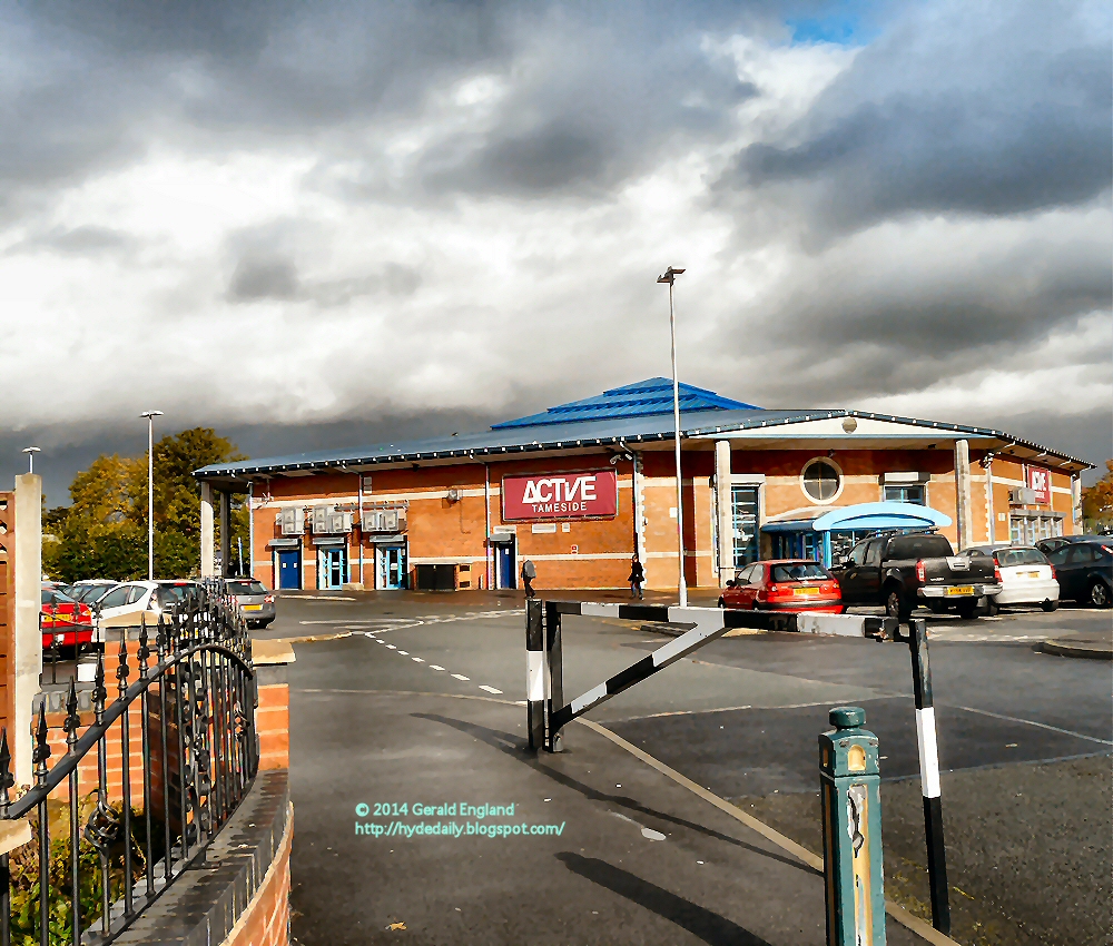 Hyde Daily Photo Volume 2 (2011-2015): October 2014