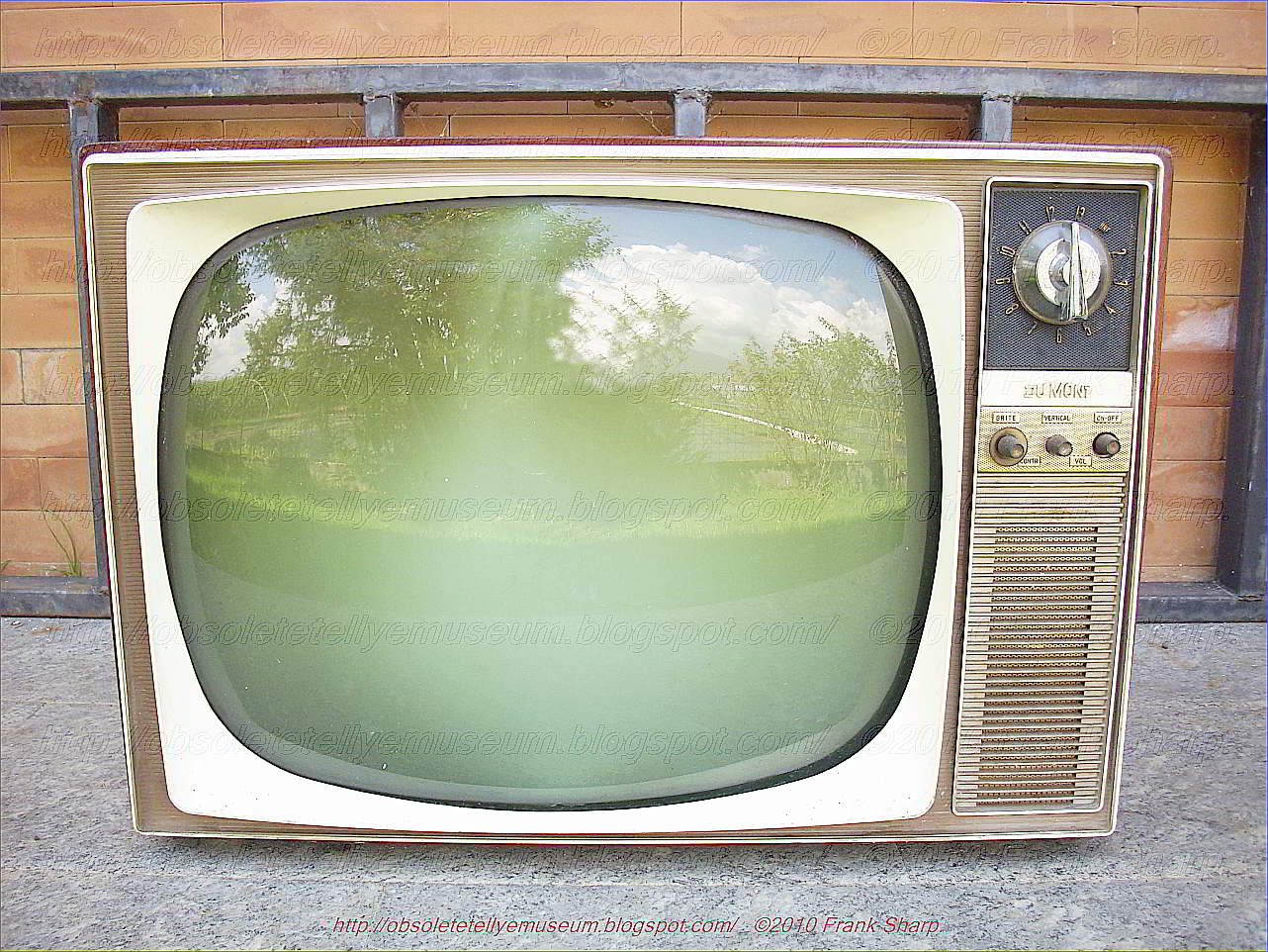 Obsolete Technology Tellye !: DUMONT TELESET MODEL ?? YEAR 1959.