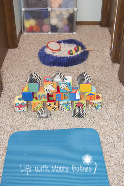 How to Build a Gross Motor Indoor Baby Obstacle Course - Life with ...