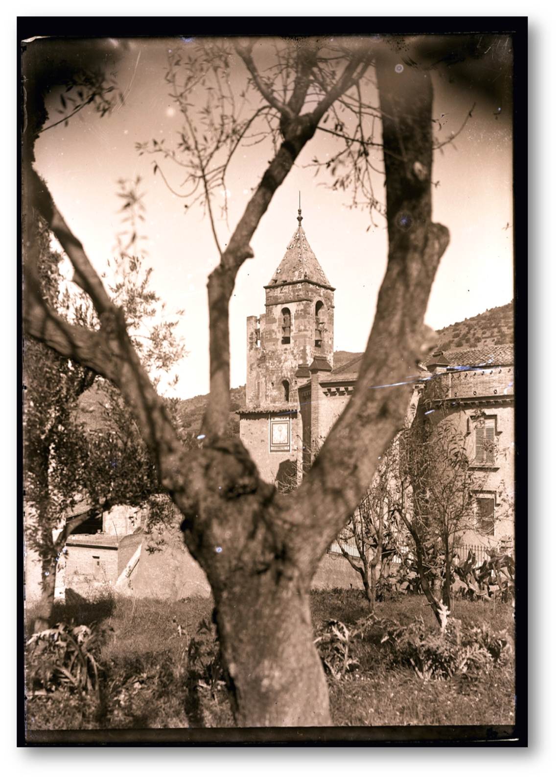 UNIVERSITAT DE SANT CLIMENT DE LLOBREGAT: d’abril 2017