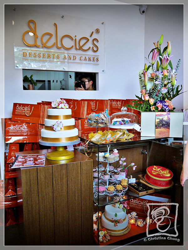 Award Winning Delcie's Desserts & Cakes ~ Huney'Z World