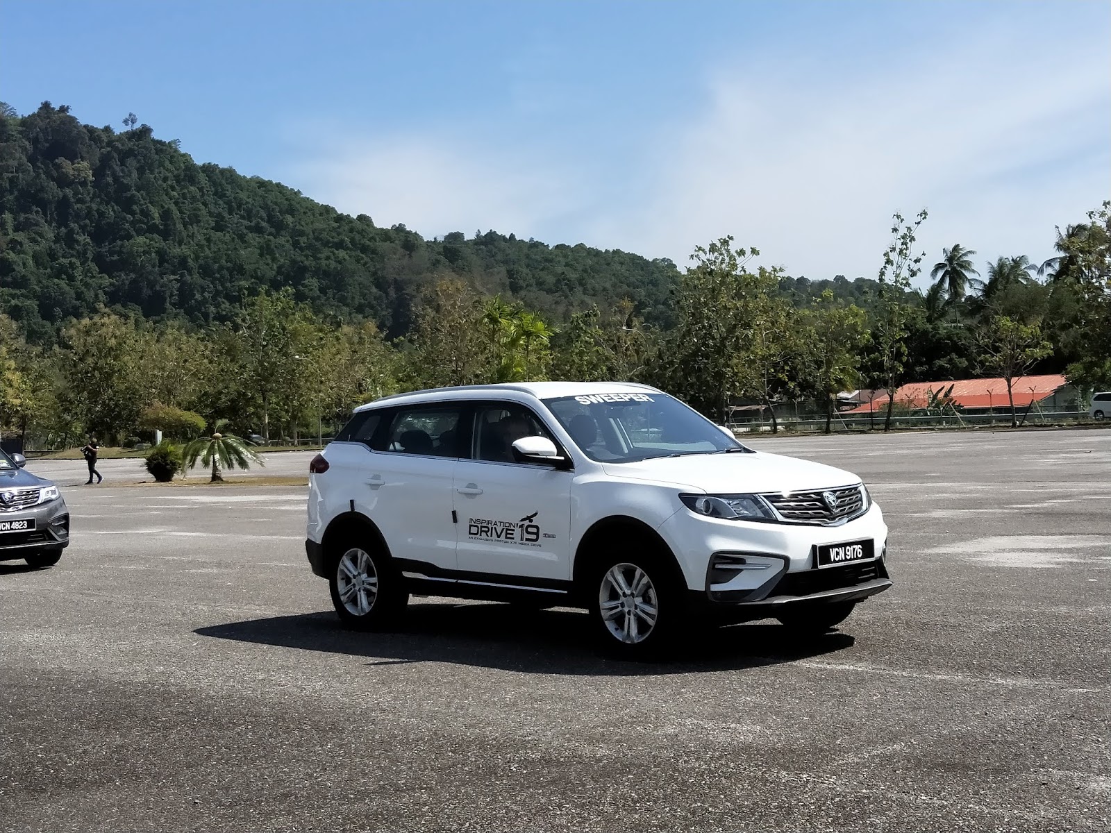 Motoring-Malaysia: Two Videos on the New Proton X70 Premium's Active ...