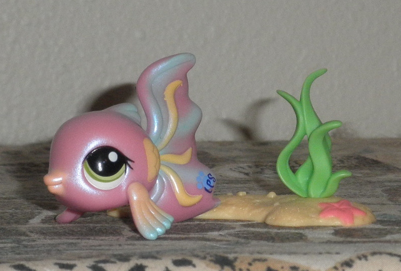 Collectomania: LPS Fish
