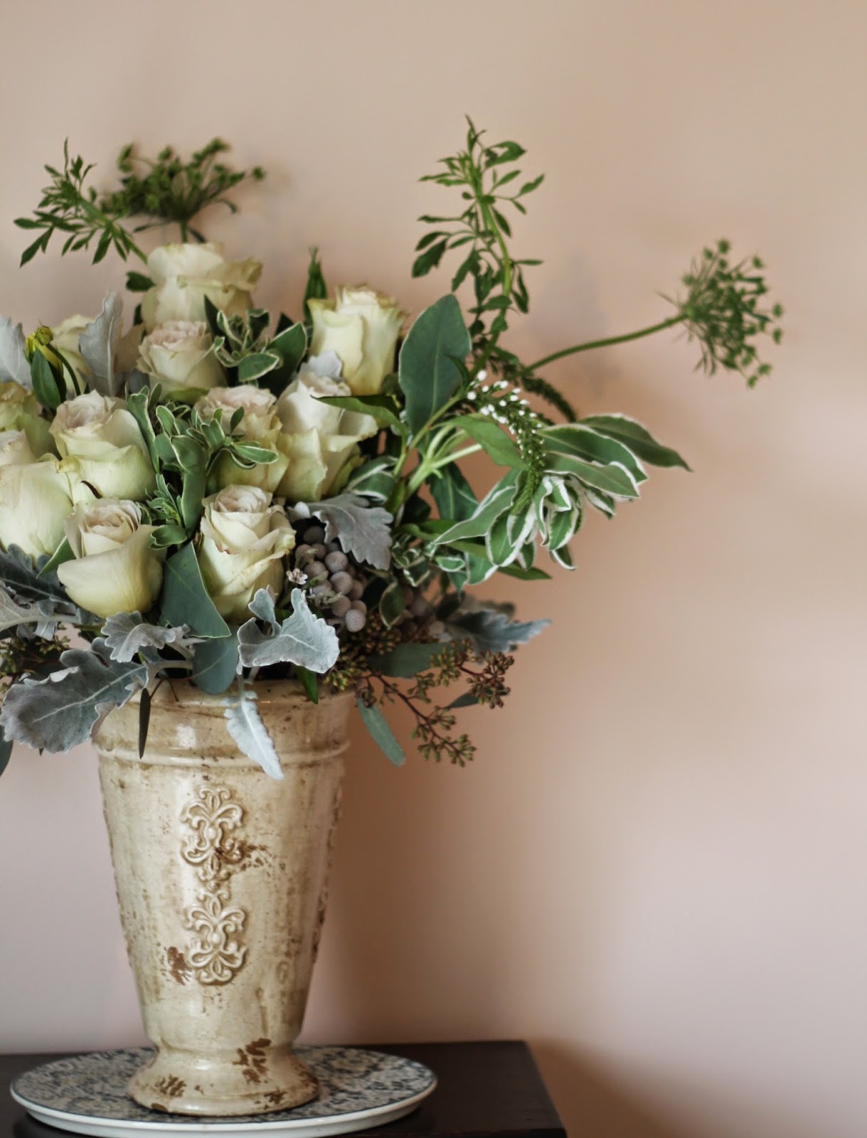 Chic Floral Designs: Today's arrangements