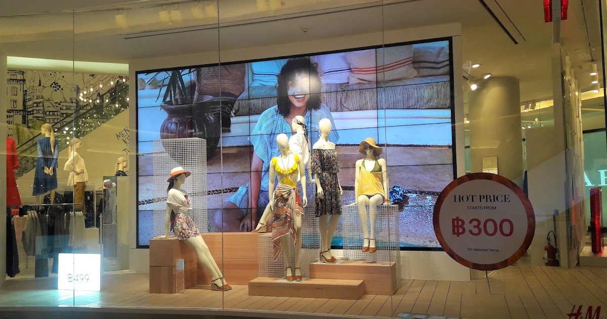 H&M window display in Siam Paragon Bangkok