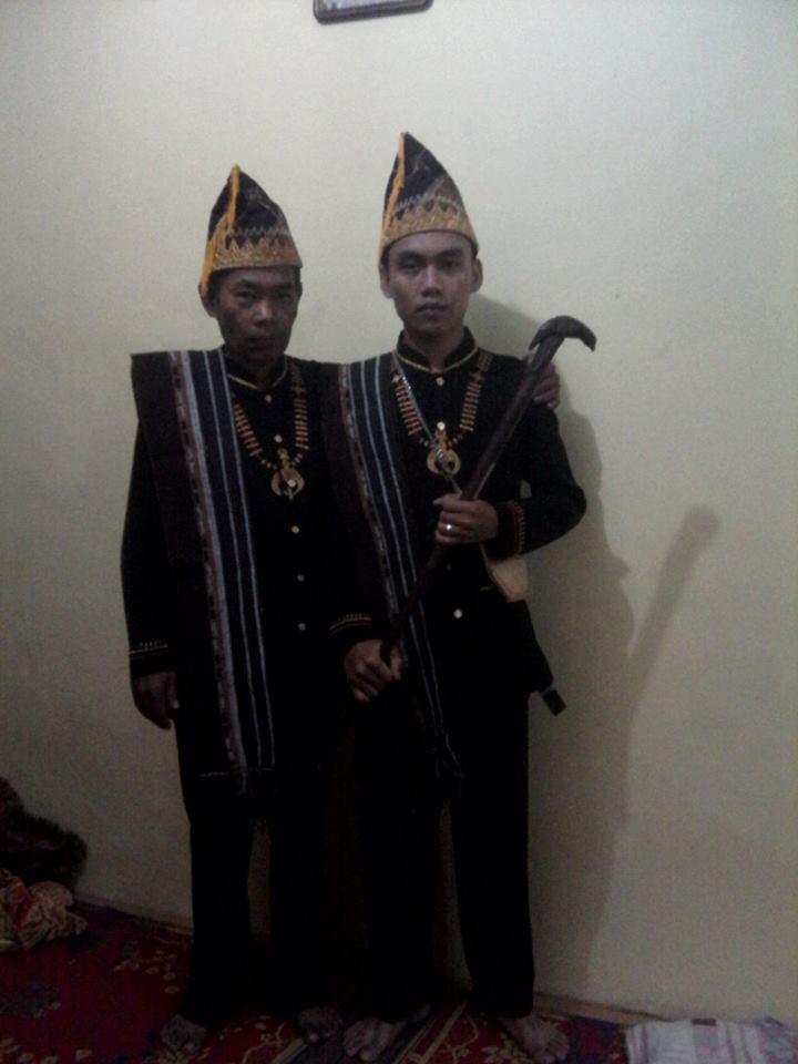 DEKSON BANUREA: BANUREA MARGA PARNA (Pomparan ni Raja Nai Ambaton)