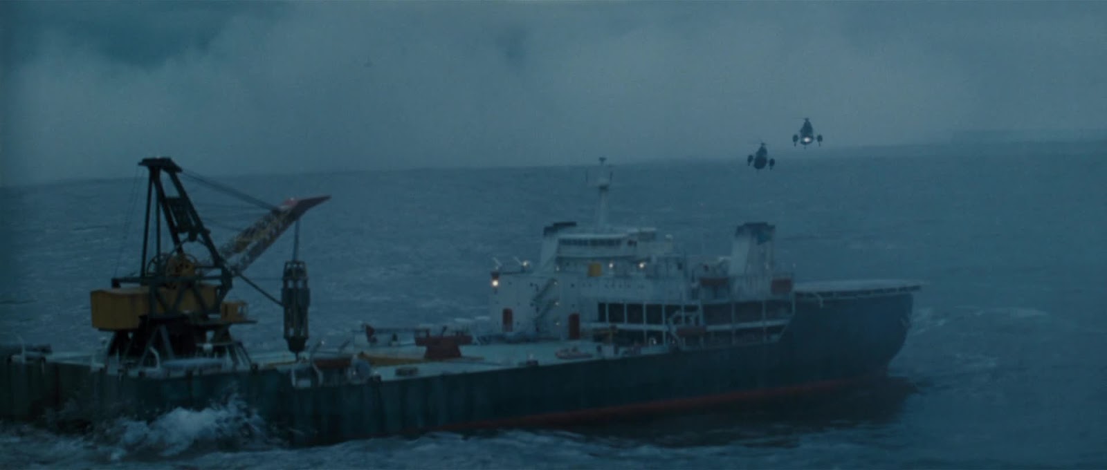 model ships in the cinema: The Abyss 1989 Part 5