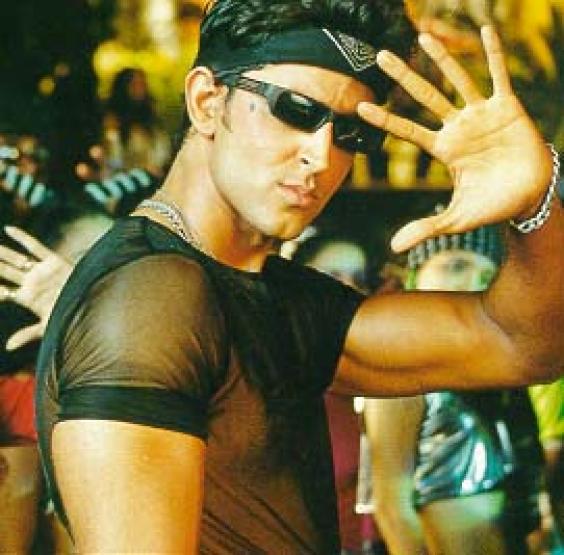 Hrithik Roshan: Smart Hero Kaho Naa Pyaar Hai Movie Hrithik Roshan Hot ...