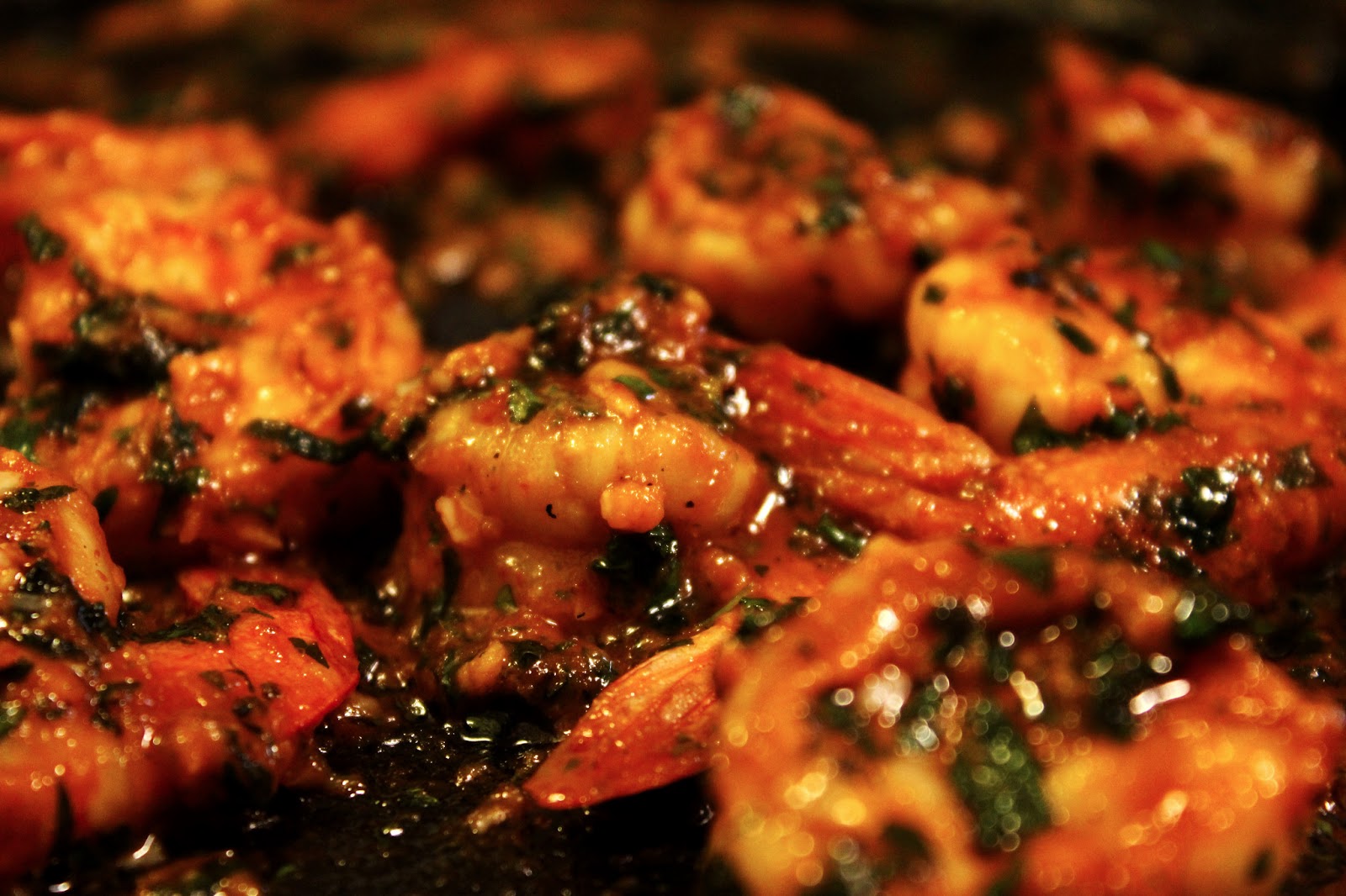 All Sauced UP! And nowhere to go..: Sriracha Cilantro Shrimp
