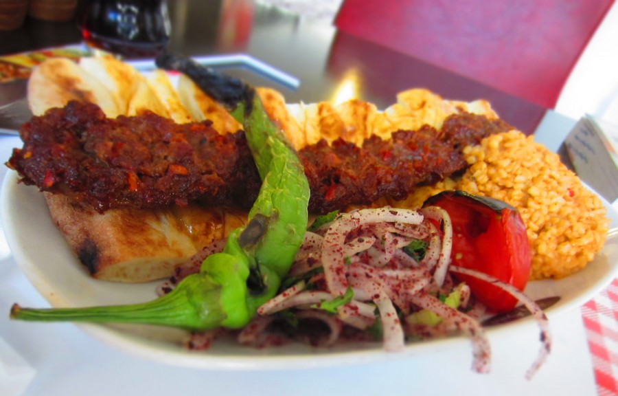 Unas vacaciones merecidas (otra vez): Comida turca II: kebabs y berenjenas