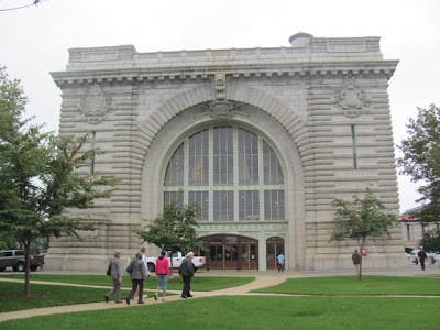 Ladynomad on the Road to Nowhere: Annapolis and the Naval Academy