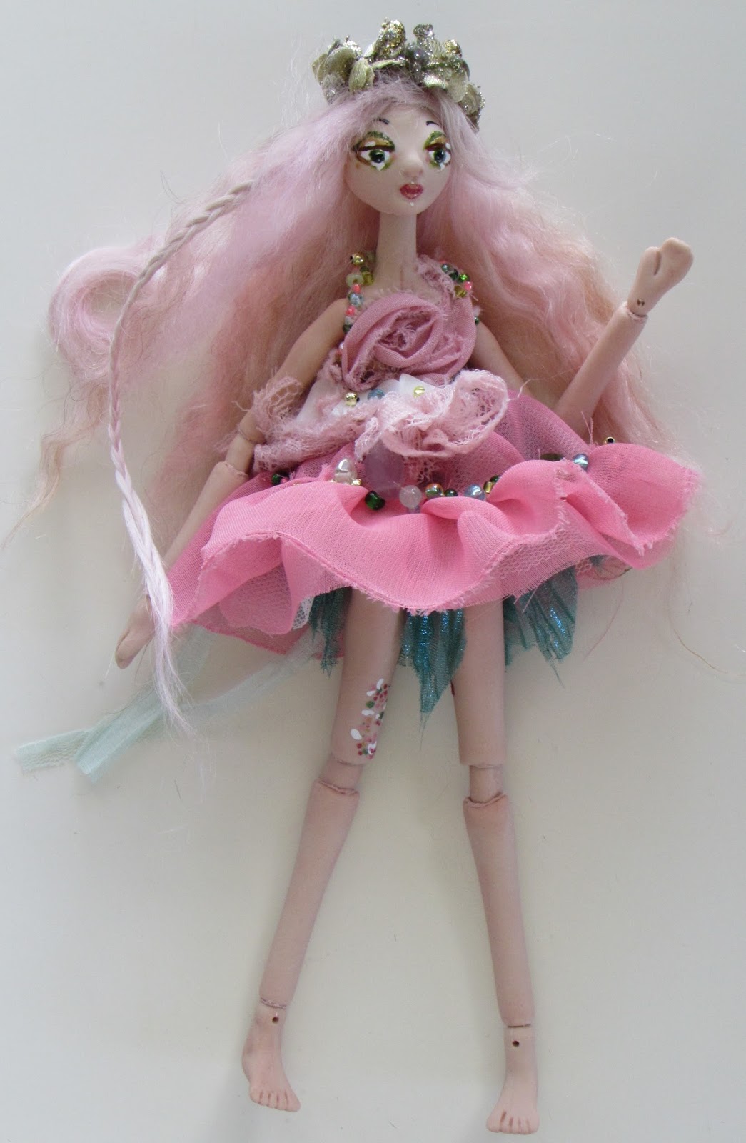 KAERIE FAERIE: DAWN 8 INCH PORCELAIN PUPPET DOLL