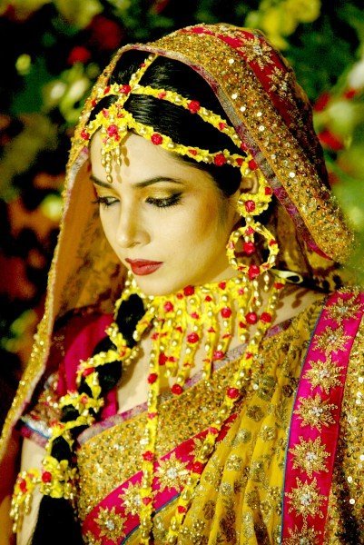 New holud occasion pic ~ Wedding Decoration