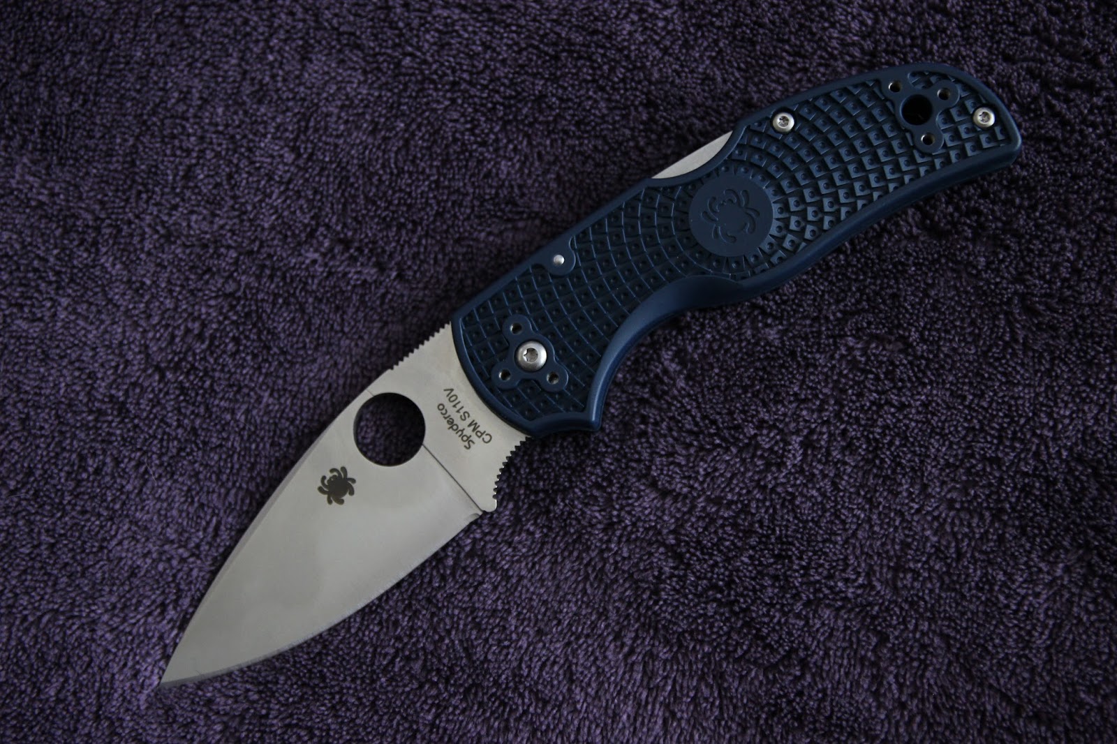 knifegirlAlly: Spyderco Native 5 Review