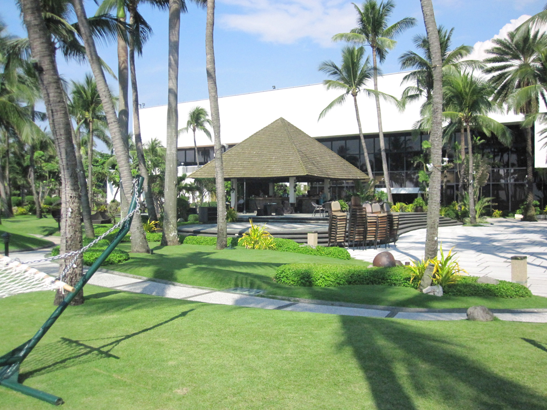 Sofitel Philippine Plaza - Carizza Chua