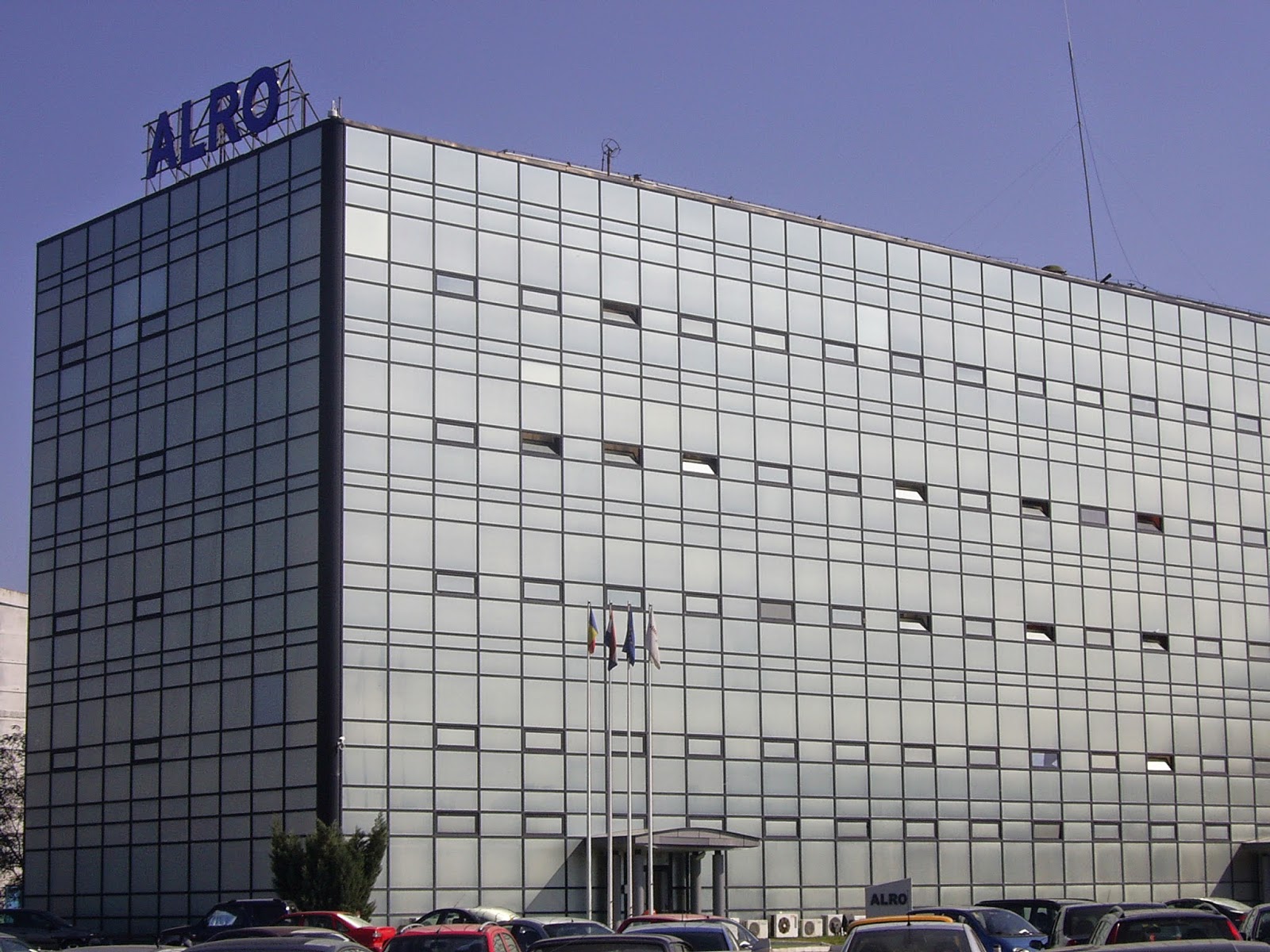 Sediul Alro Slatina, percheziţionat de poliţişti într-un dosar de ...