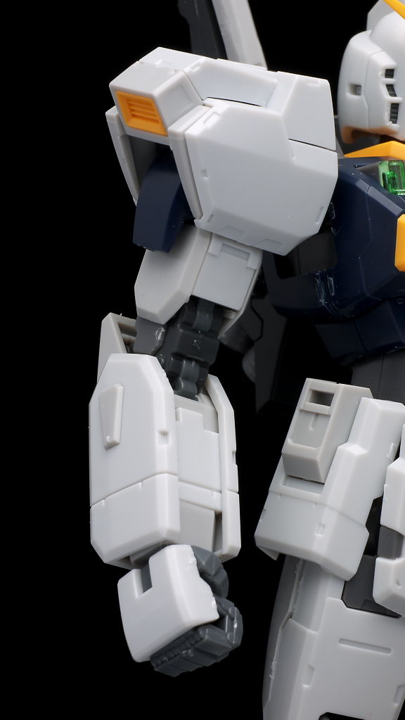 GUNDAM GUY: RG 1/144 Gundam Mk-II A.E.U.G. - Review by Hacchaka
