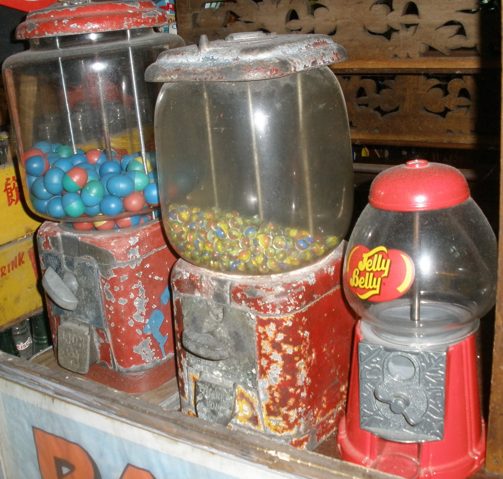 That's So So 70's | Pari Pari Putih