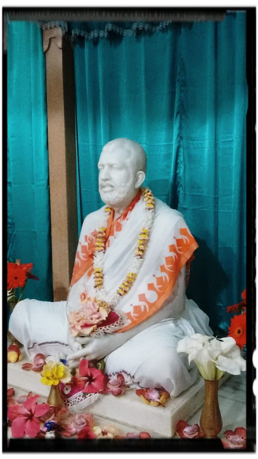 VISIT TODAY RAMAKRISHNA II while a monk recited from the second chapter ...