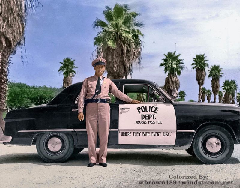 18 Incredible Colorized Photos of American Police Cars From Between the ...